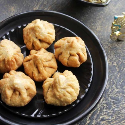 Fried Modak | Talniche Modak | Wheat Modak Recipe - Udupi Recipes